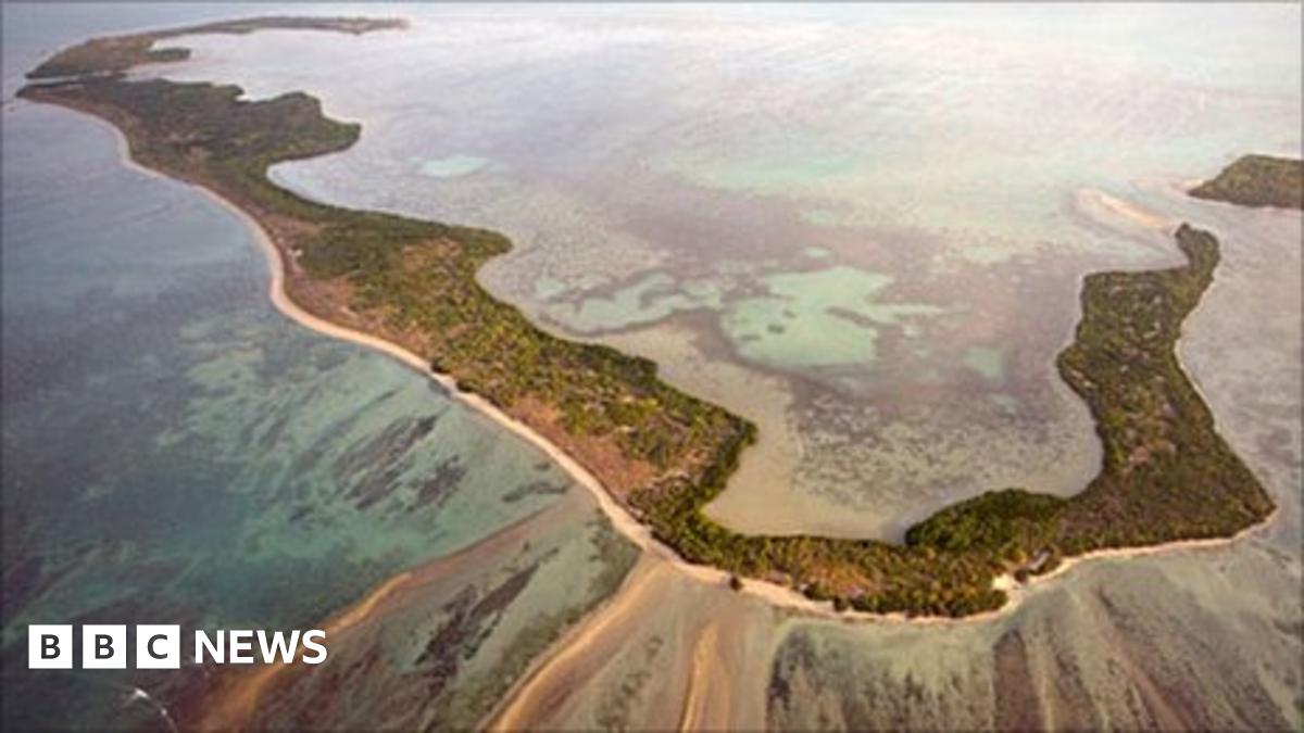 Mining to blame for islands to sink beneath waves - BBC News