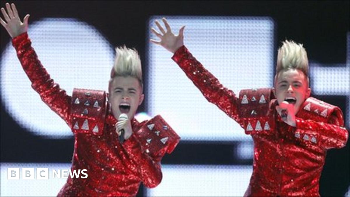 Jedward reach Eurovision Song Contest final - BBC News