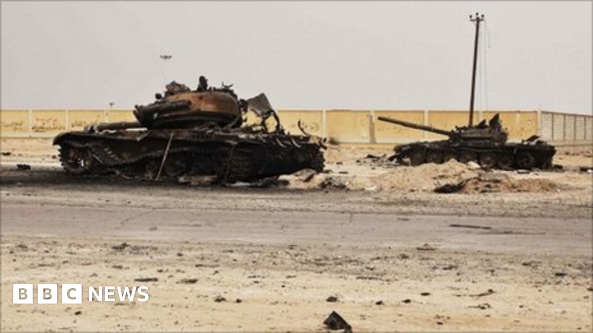 Libya: Fox supports call for intensified campaign - BBC News