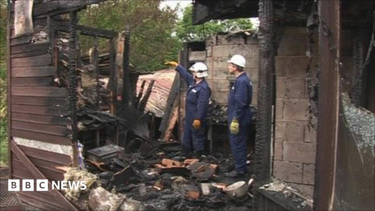 Charing sports pavilion destroyed by fire - BBC News