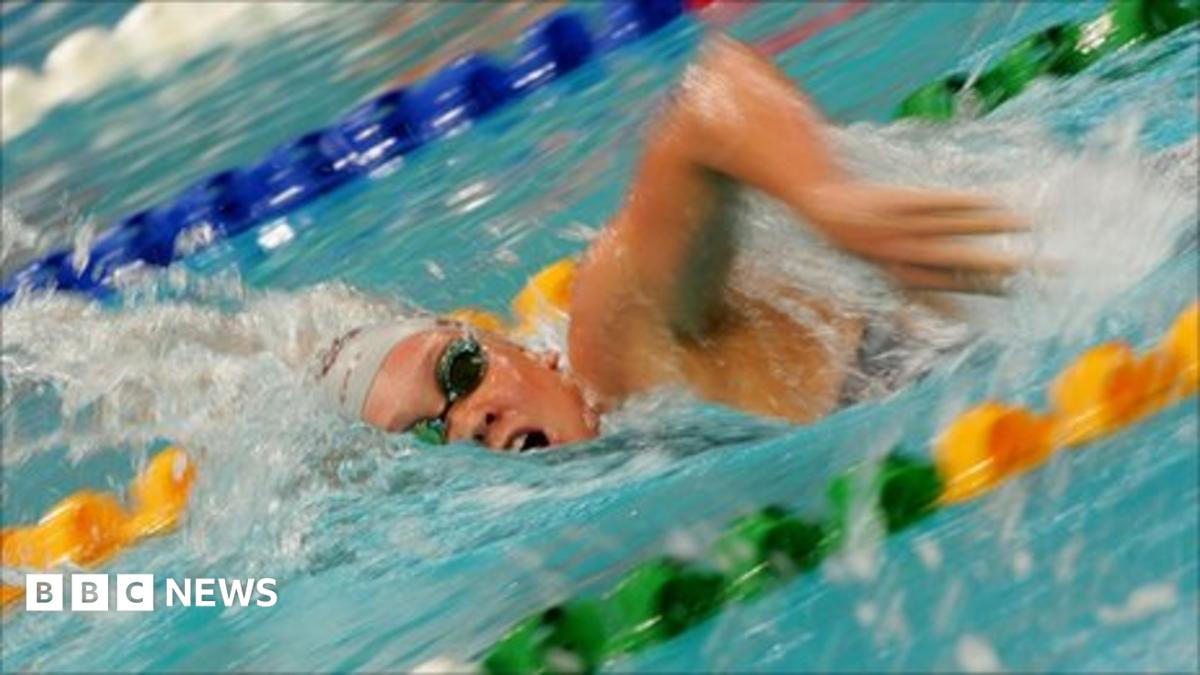 Dingwall pool to remain closed until February 2012 - BBC News