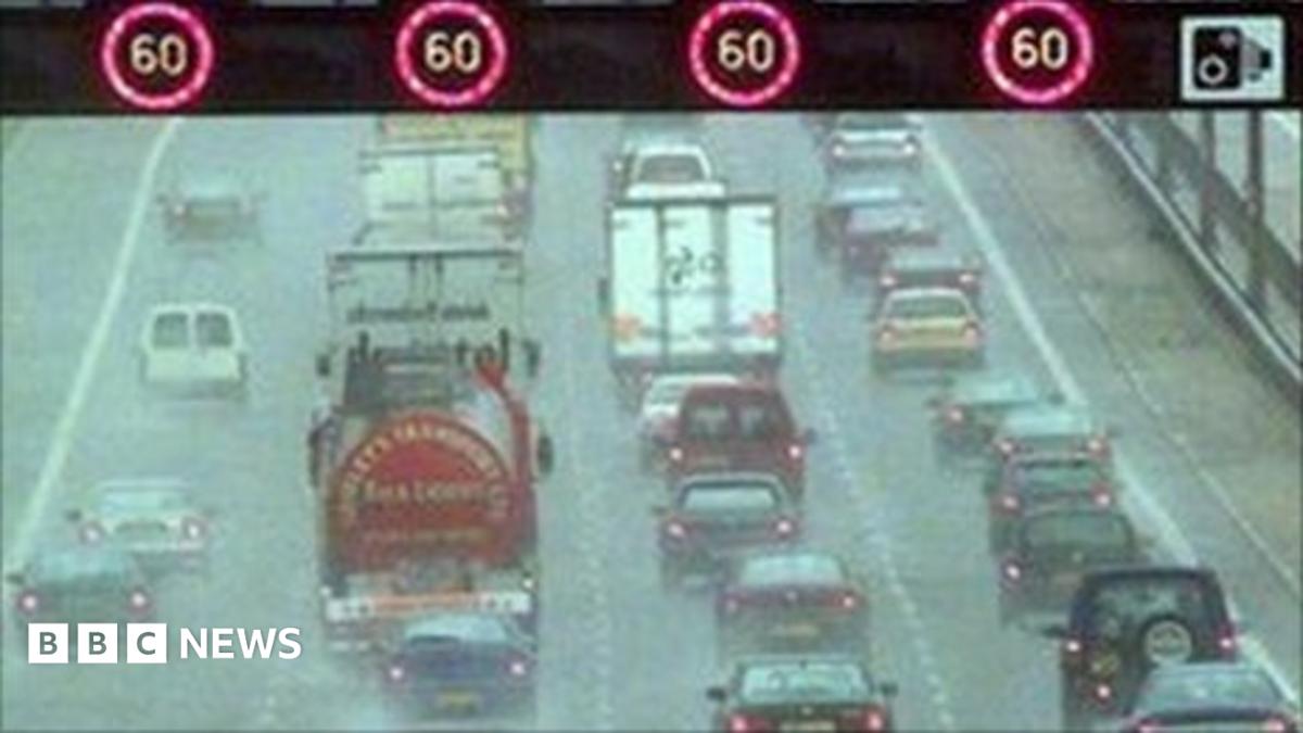 Variable speed limits to tackle M1 congestion - BBC News