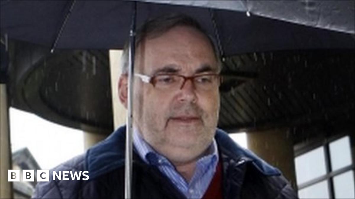 Malcolm Webster trial: 'A thief and philanderer' - BBC News