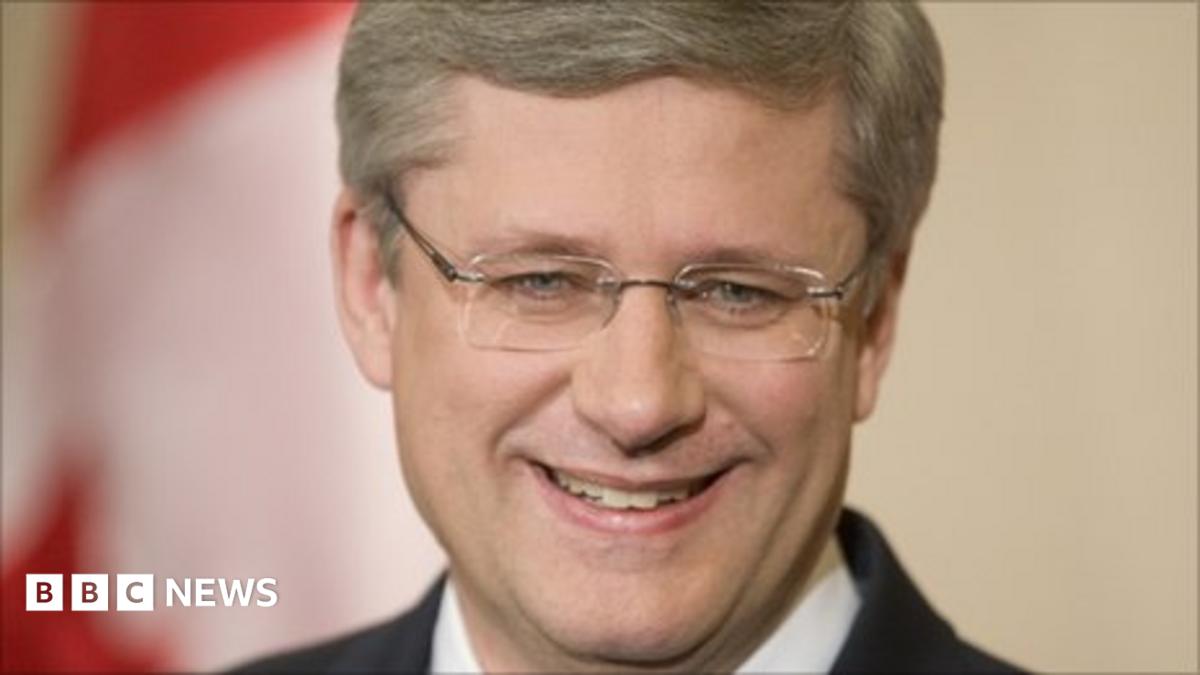 Canadian PM Stephen Harper unveils new cabinet - BBC News