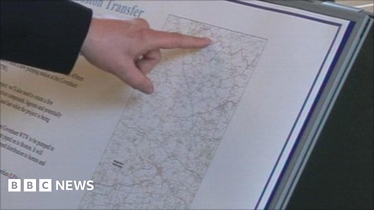 Reservoir link plans on display in Lincolnshire - BBC News