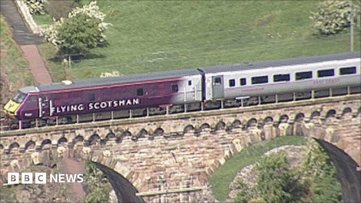 East Coast train shake-up to include Flying Scotsman - BBC News
