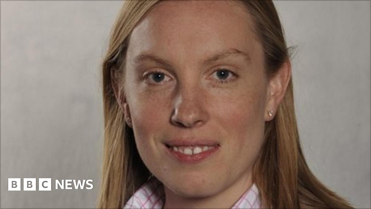 MP Tracey Crouch had £15k credit and store card debts - BBC News