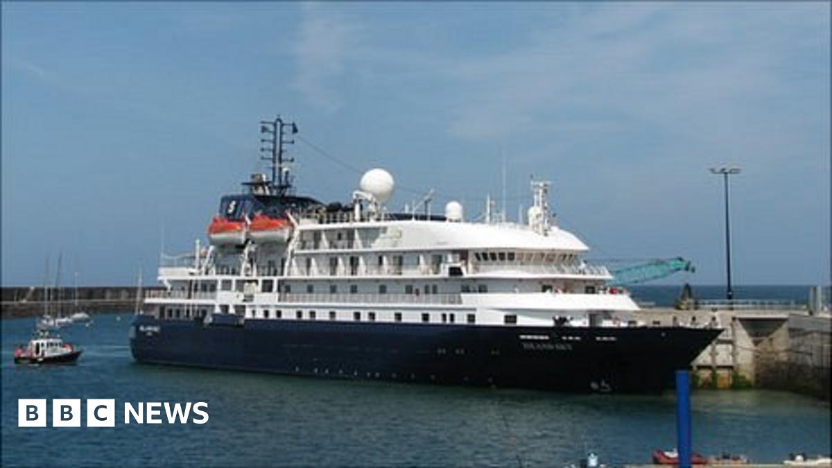 Alderney's Braye Harbour sees largest ever ship dock - BBC News