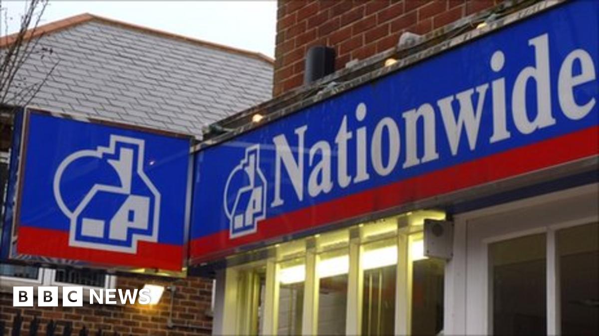 Nationwide Building Society's online banking hit - BBC News