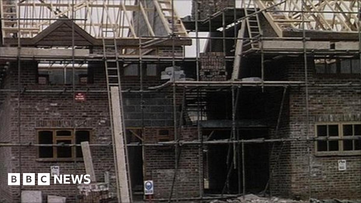 Great Haddon zone expansion in Peterborough approved - BBC News