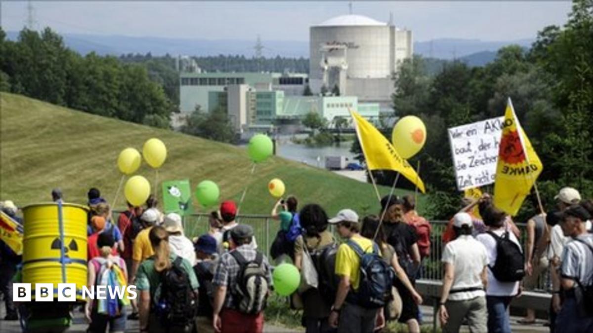 Swiss to phase out nuclear power - BBC News