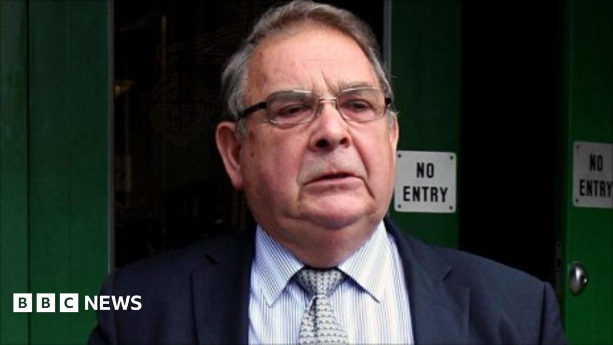 Lord Hanningfield jailed for fiddling expenses - BBC News