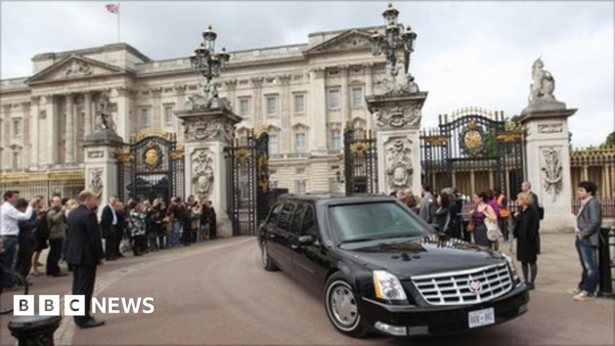 Barack Obama's 'The Beast' incurs £10 London C-charge - BBC News