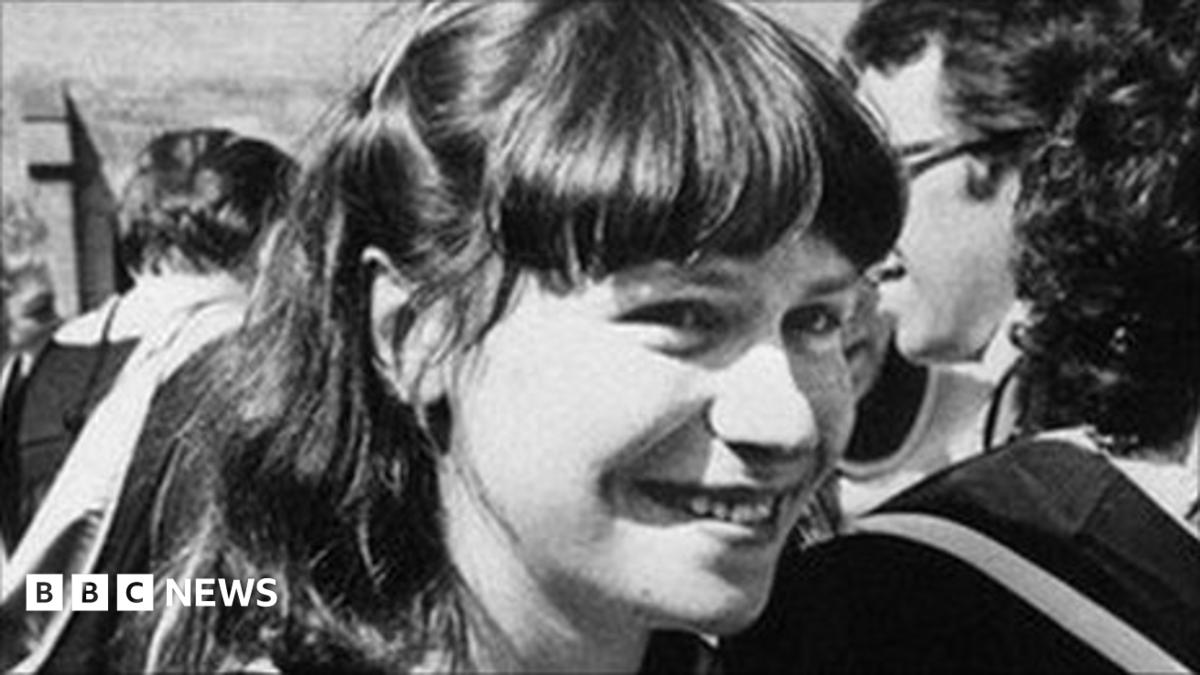 Mary Travers murder 'haunts Sinn Fein and Mary McArdle' - BBC News