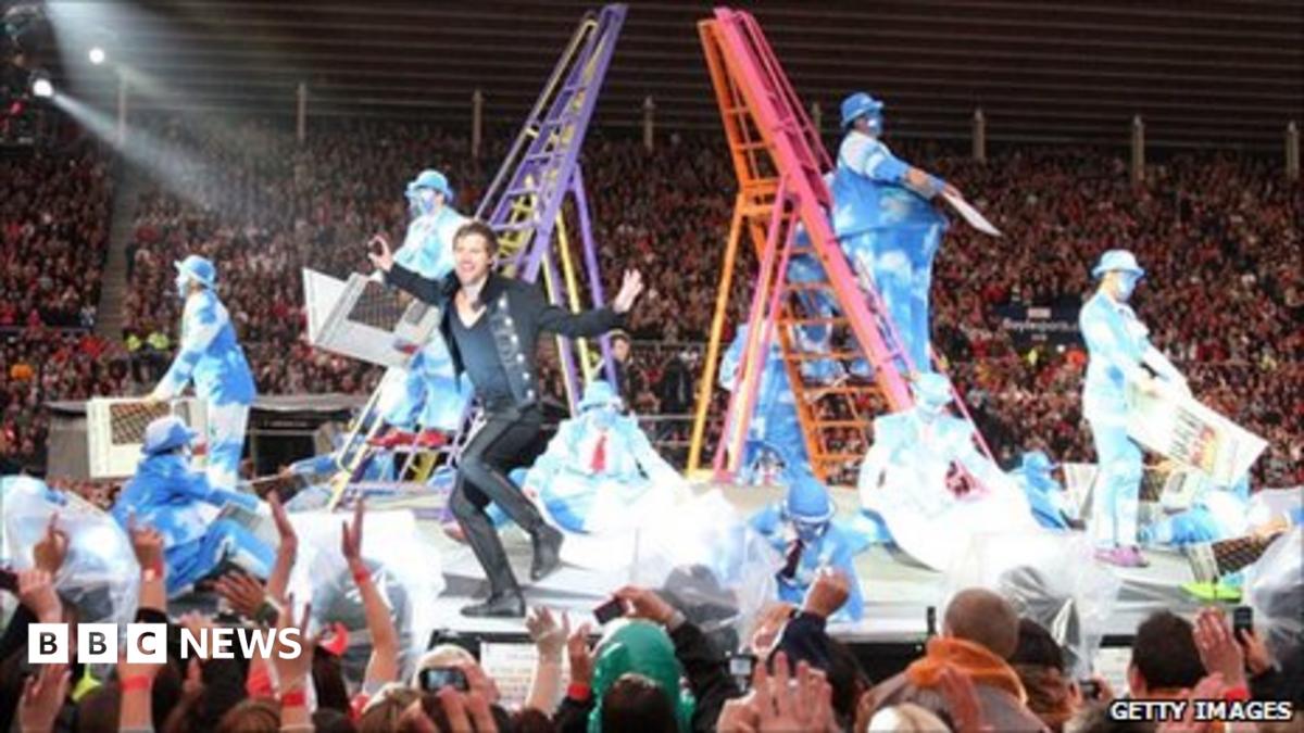 Take That tickets: Police 'may investigate' complaints - BBC News
