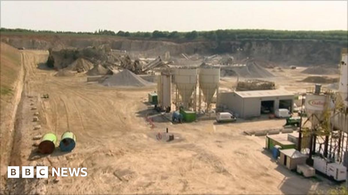 Plans for almost 100 quarries and waste sites in Kent - BBC News