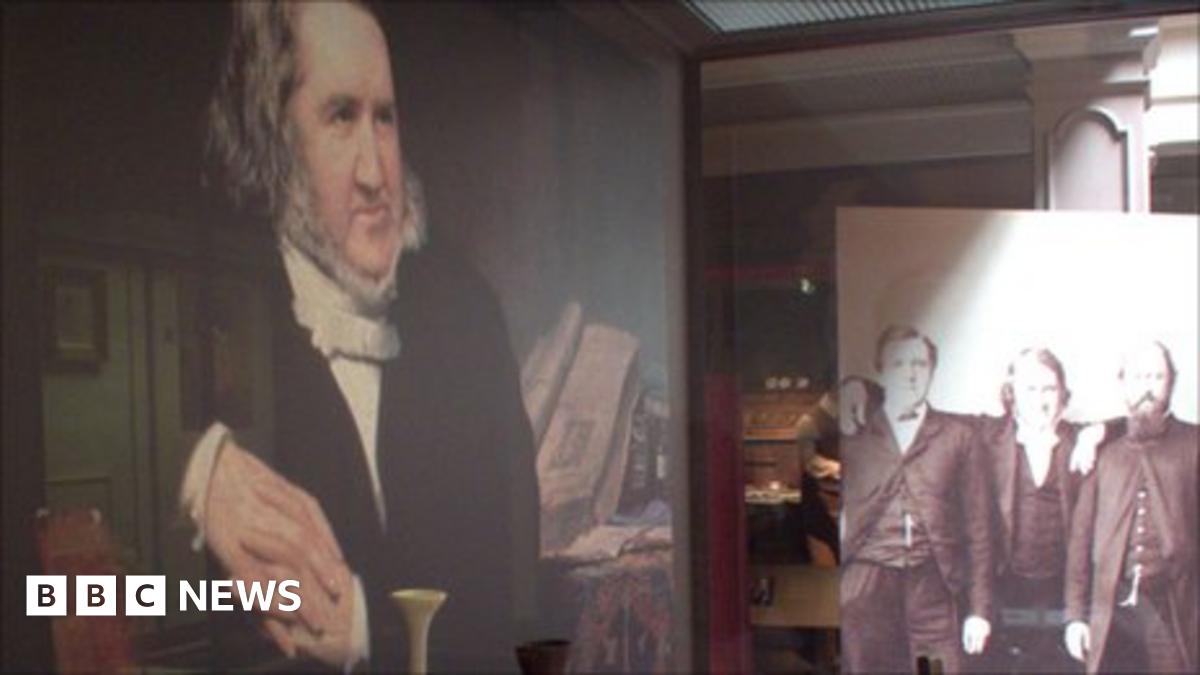 Sir James Young Simpson chloroform pioneer celebrated - BBC News