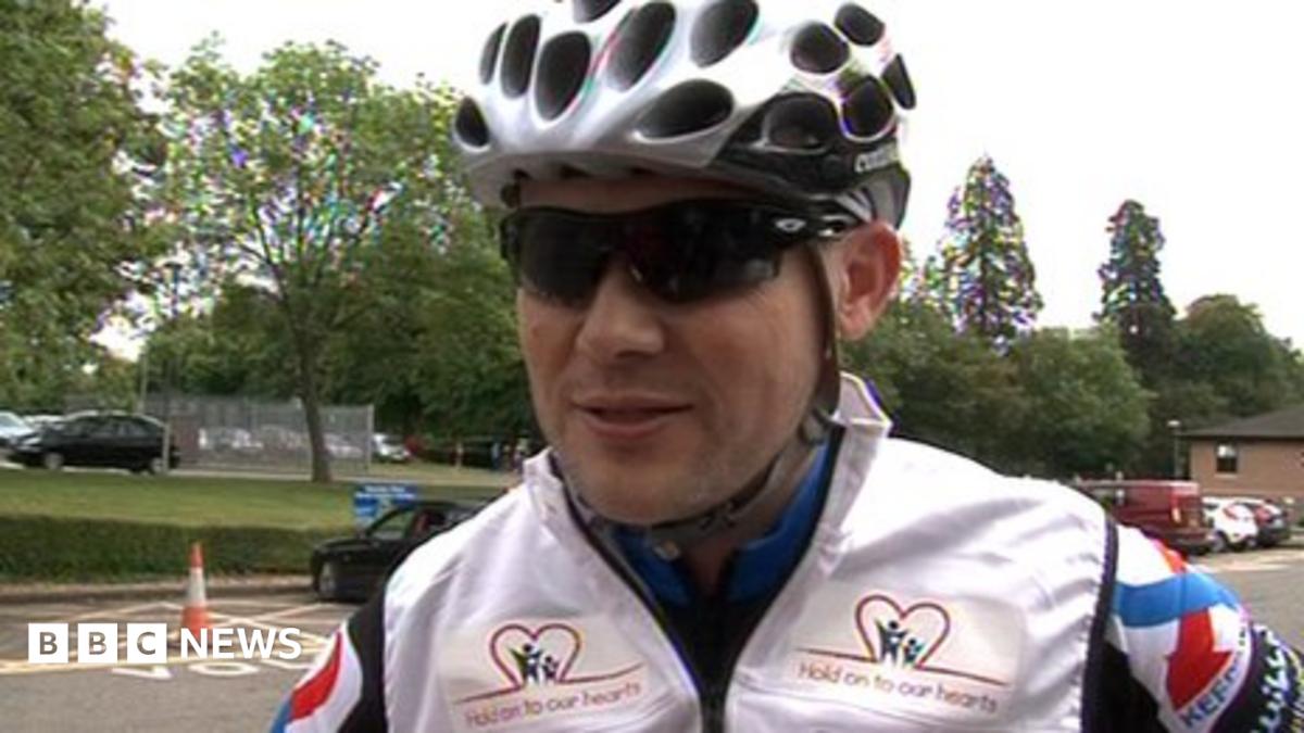 Burbage father rides miles to save Glenfield heart unit - BBC News