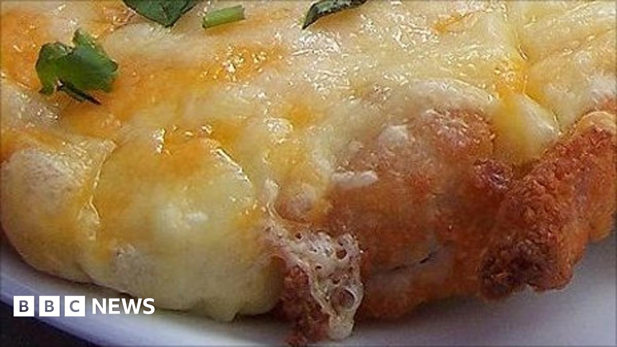 World Parmo Competition winners announced in Stockton - BBC News