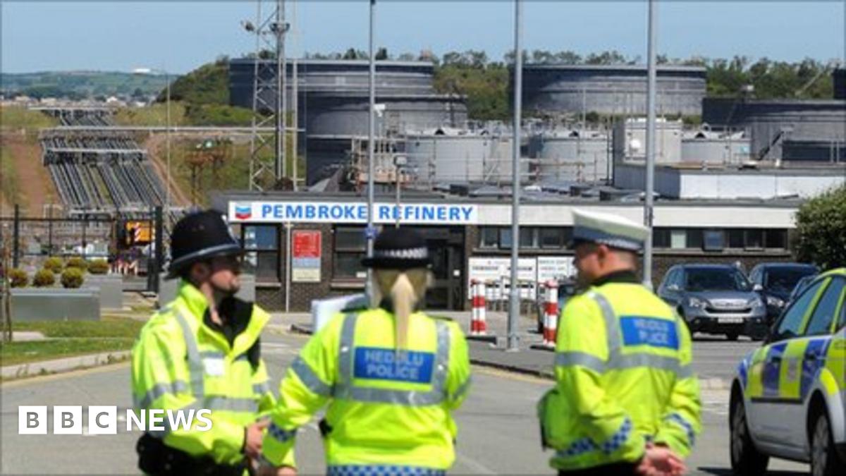 Shock at Chevron Pembroke oil refinery explosion deaths - BBC News