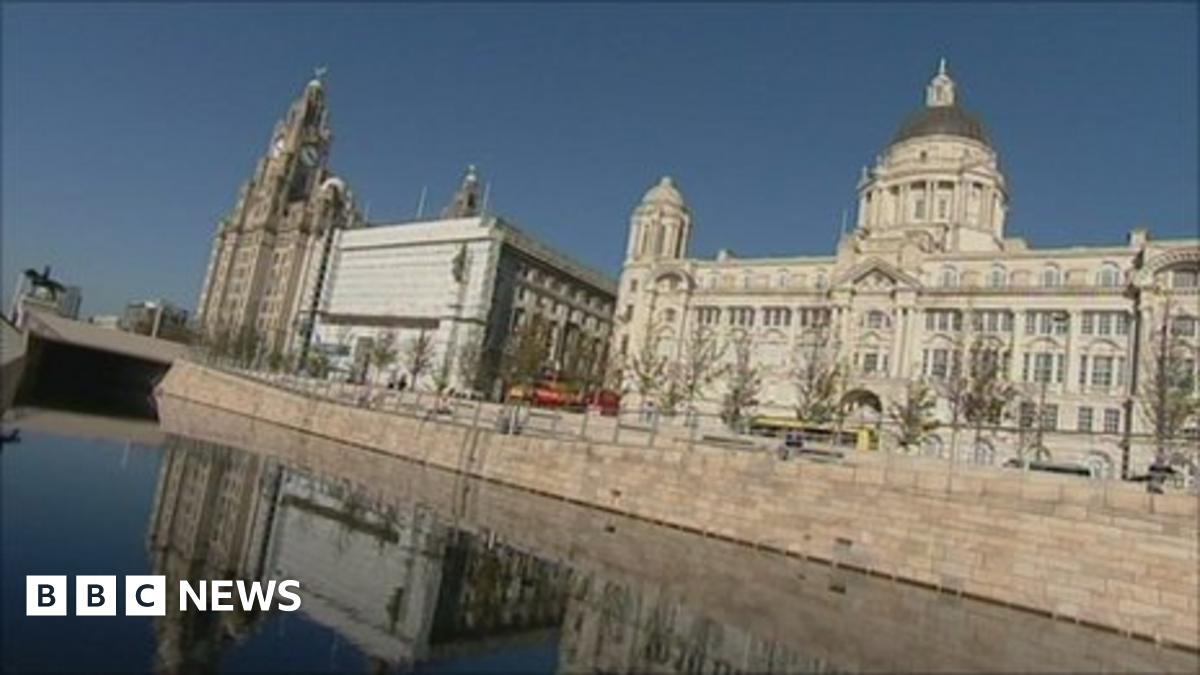 National Family Week celebrated in Liverpool - BBC News