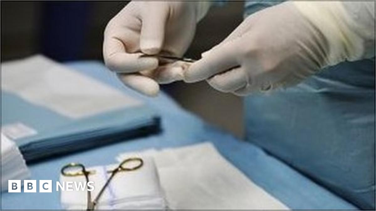 MPs debate hospitals private earnings cap - BBC News