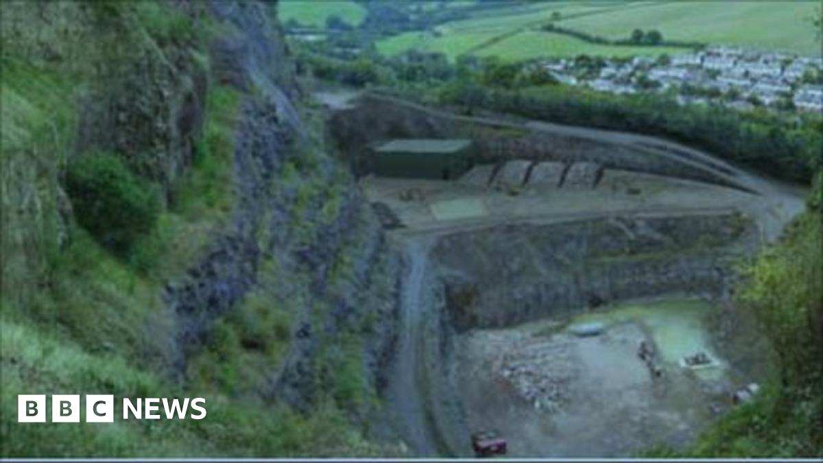 Poll call over Devon quarry ash recycling plan - BBC News