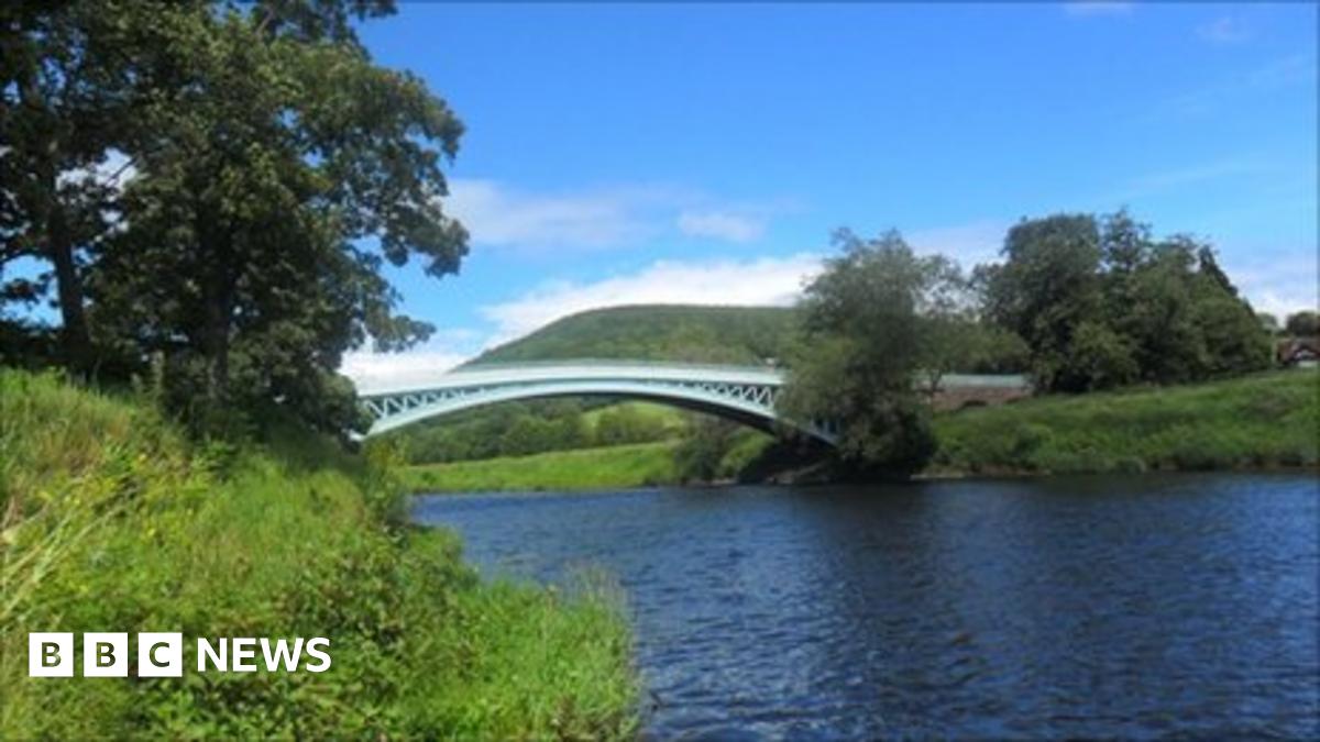 Bigsweir Bridge on the River Wye restoration complete - BBC News