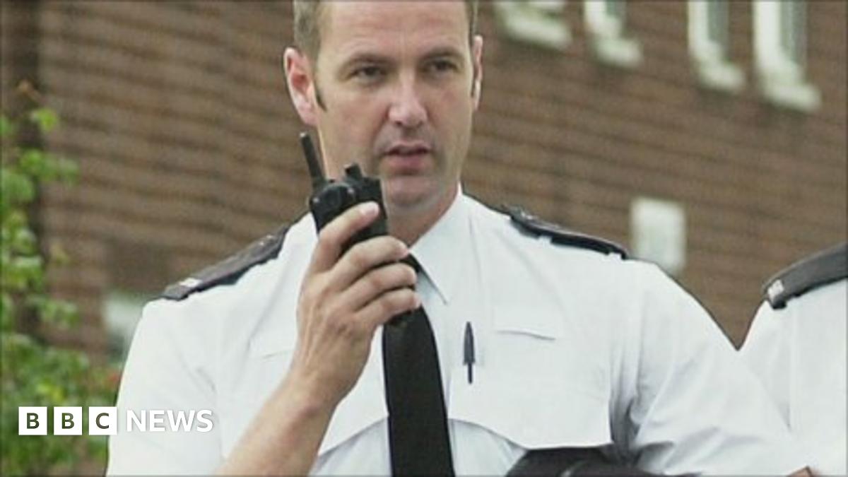 Ex-policeman Paul Fyfe death: Two charged with murder - BBC News