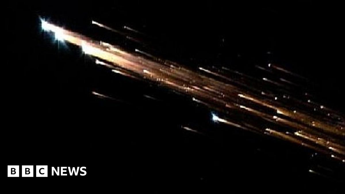 Revealing the secrets of falling to Earth - BBC News