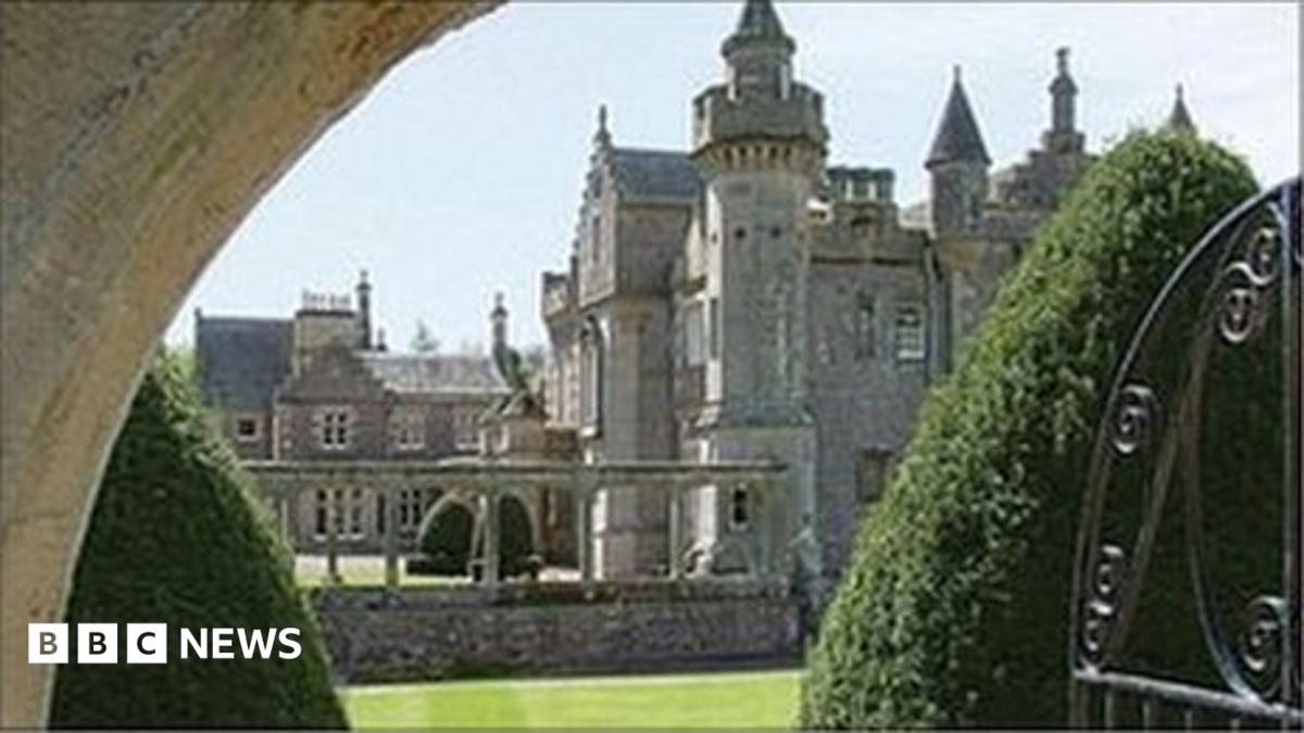 Sir Walter Scott Abbotsford works begin - BBC News