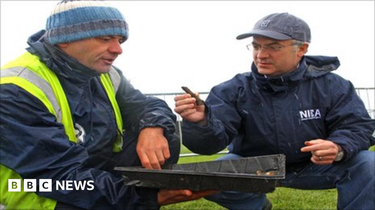Lost town of Dunluce 'archaelogists' dream' - BBC News