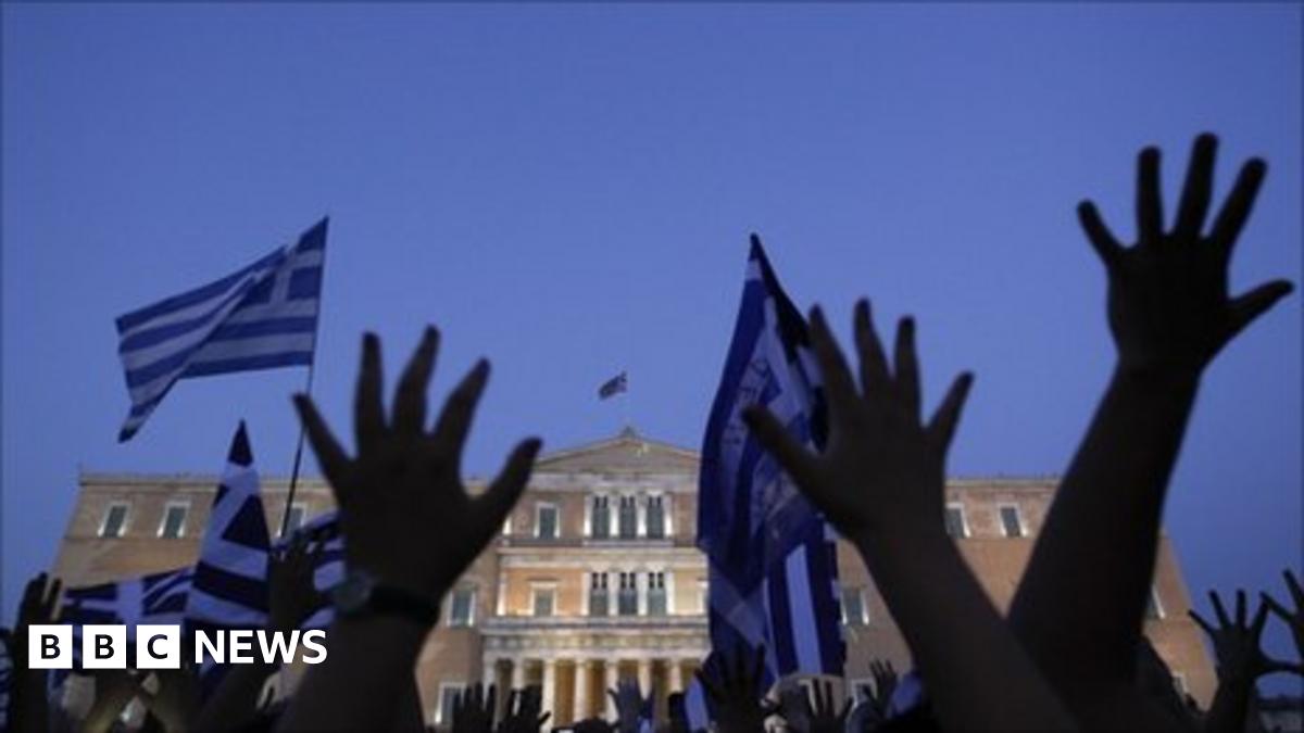 Greece health warning after cuts - BBC News