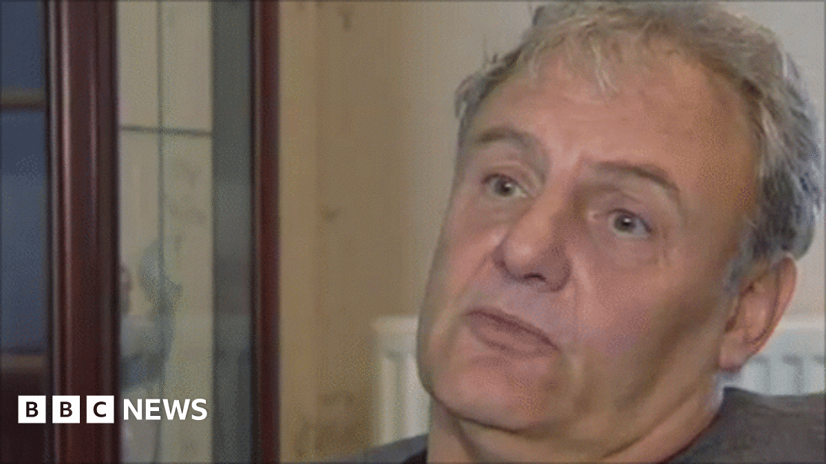 Jonathan Hiles' father may appeal Greece death outcome - BBC News