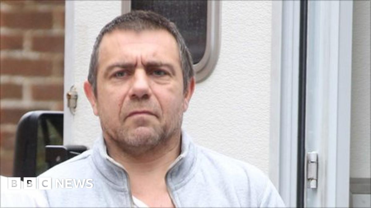 Joseph Peachey guilty of father hospital smother bid - BBC News