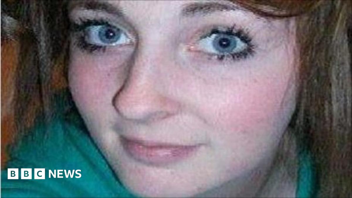 Rebecca Aylward murder: Sentencing of Joshua Davies, 16 - BBC News