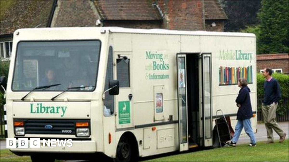 Herefordshire's mobile libraries to be scrapped - BBC News