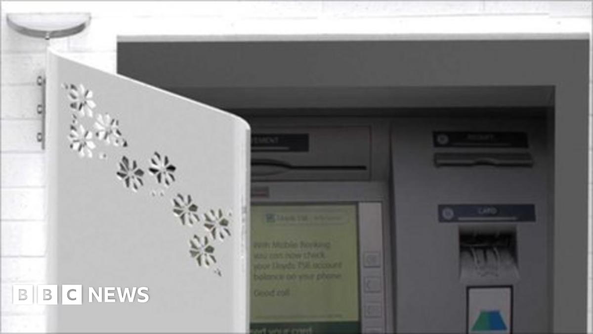 Cash-machine fraud: foiling the tricksters - BBC News