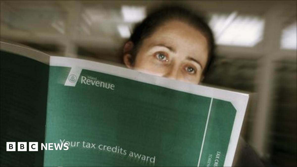 Concerns over tax credit overpayment collection - BBC News
