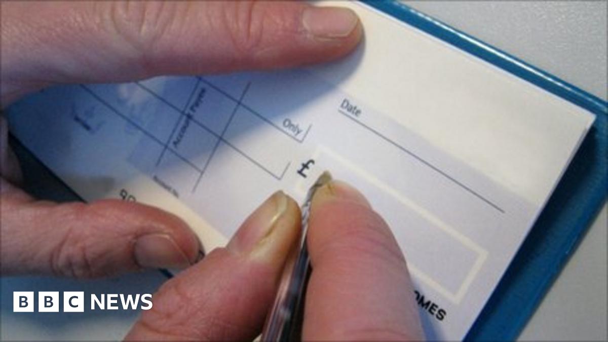 Cheque guarantee cards check out - BBC News