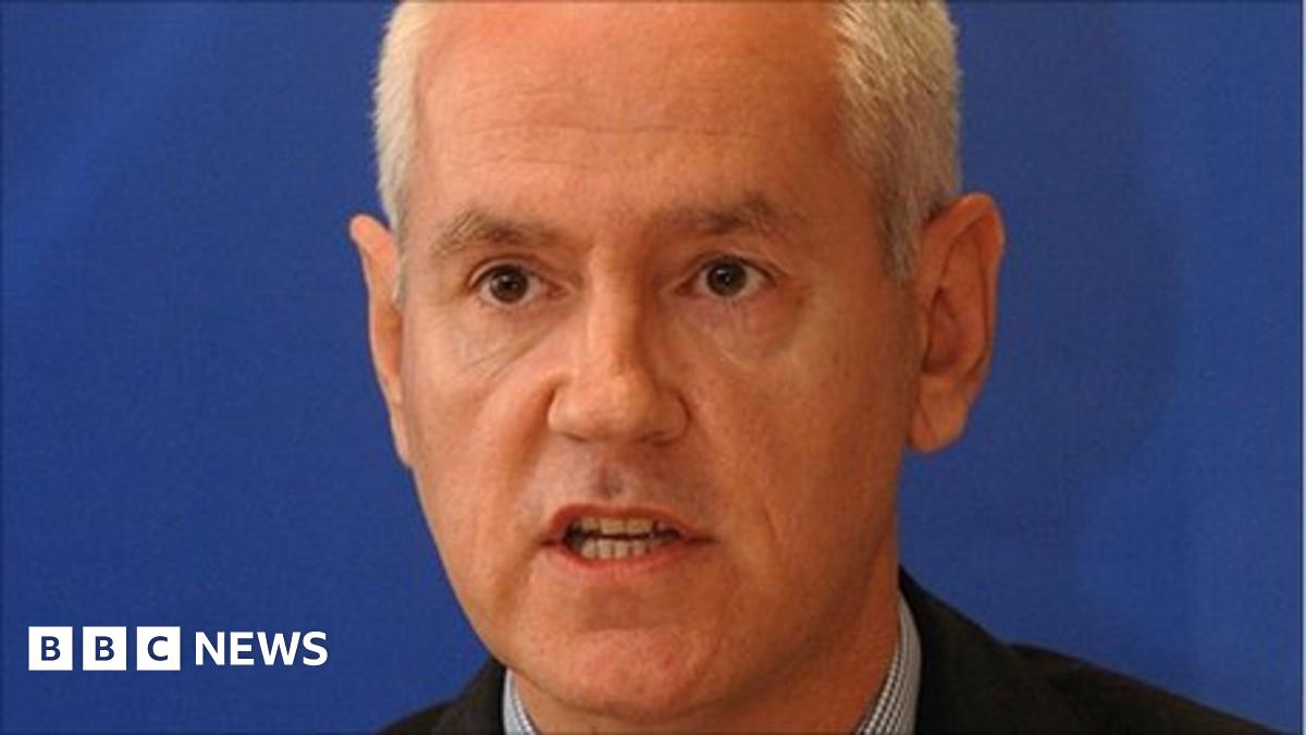 Alison Saunders: CPS 'was right to take Evans case to court' - BBC News