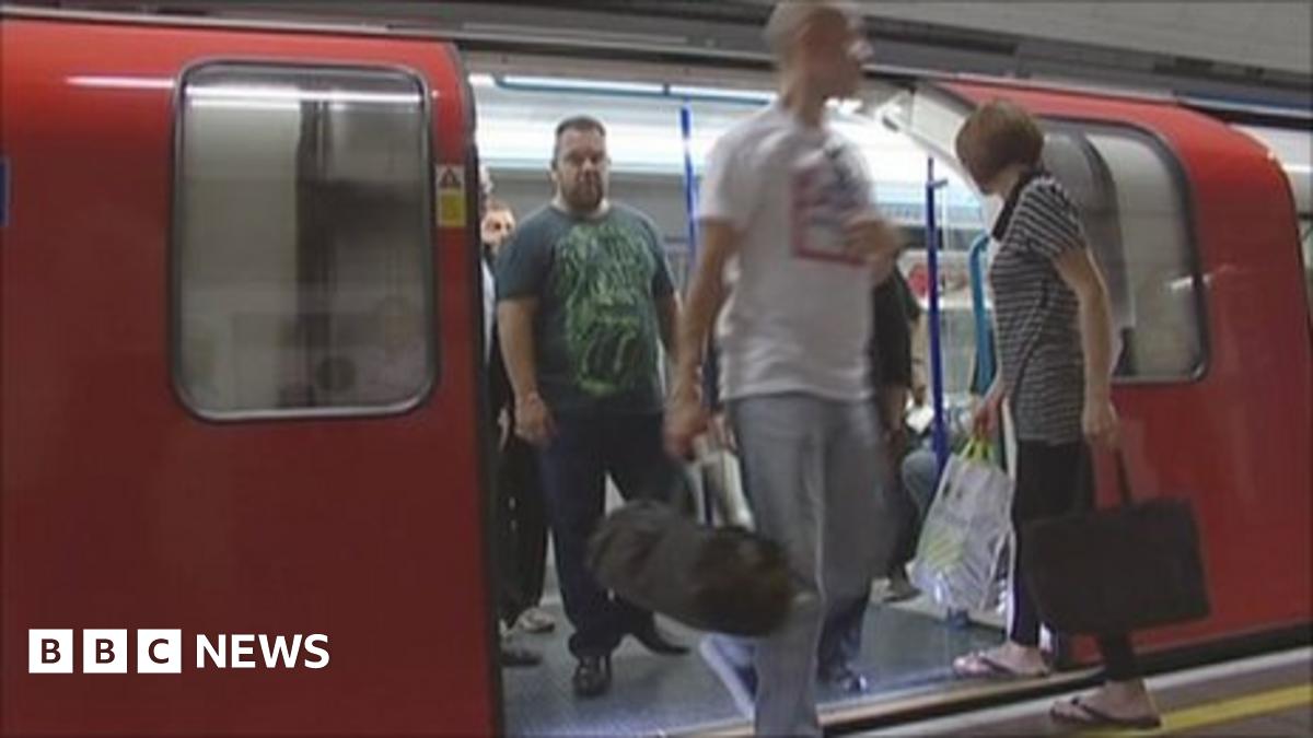 Is your Tube commute too hot to handle? - BBC News