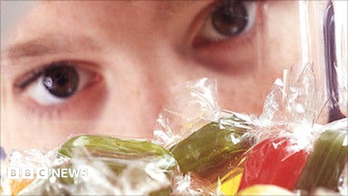 Snacking clue to obesity epidemic - BBC News