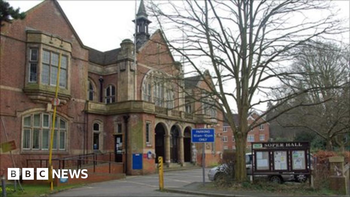 Soper Hall in Caterham to remain for community use - BBC News