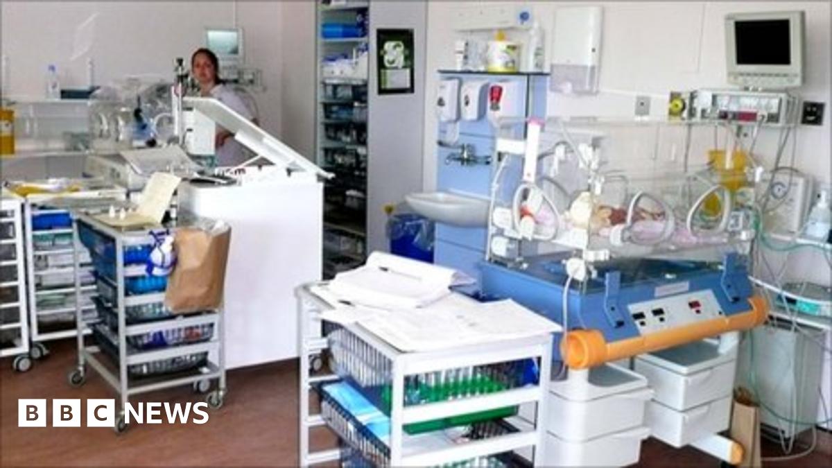 Royal Berkshire Hospital ward bequest 'a mystery' - BBC News