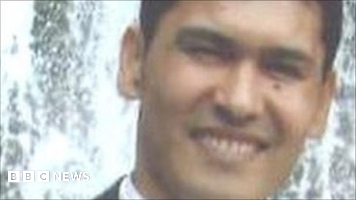 Zabihullah Rafiq murder: Family appeal over second man - BBC News