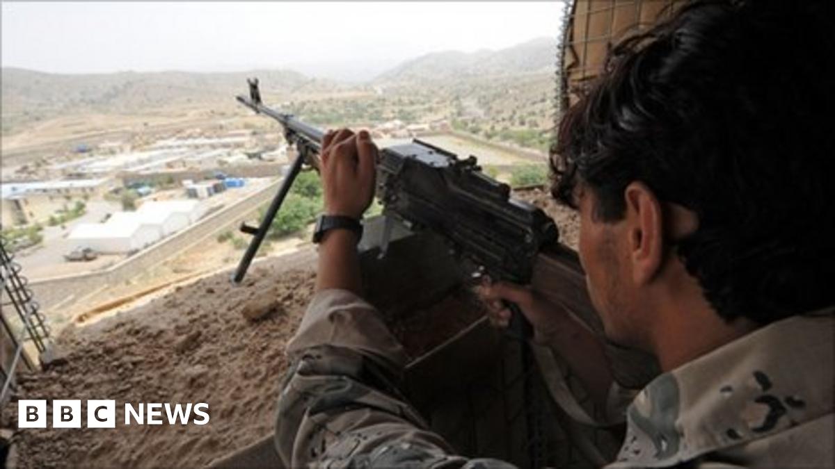 Afghanistan: Dozens dead after Taliban raid in Nuristan - BBC News