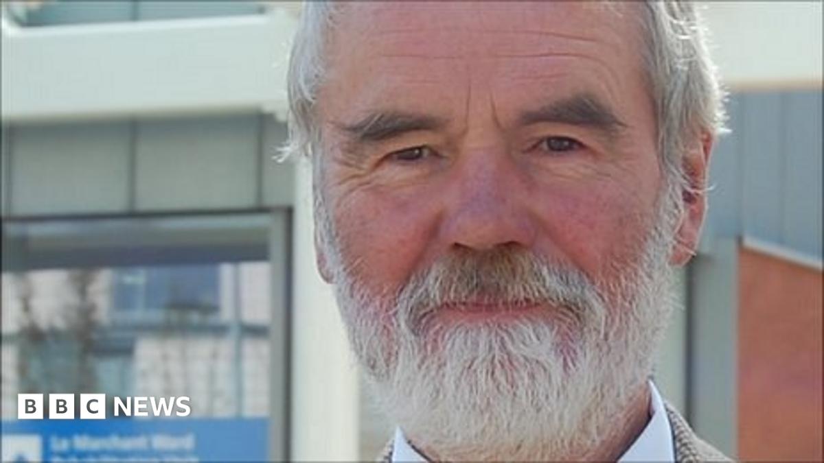 Minister happy at Mike Hadley's return to health board - BBC News
