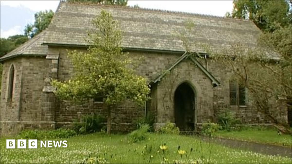 Sticklepath village church in closure threat - BBC News