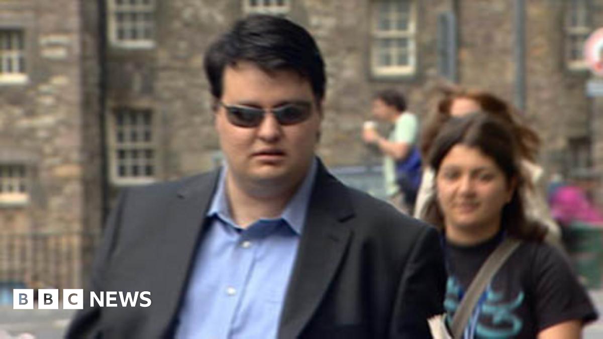 Dinham jailed for National Library of Scotland theft - BBC News